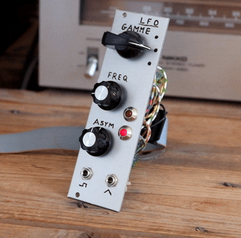 Circuits Nicolas Woollaston